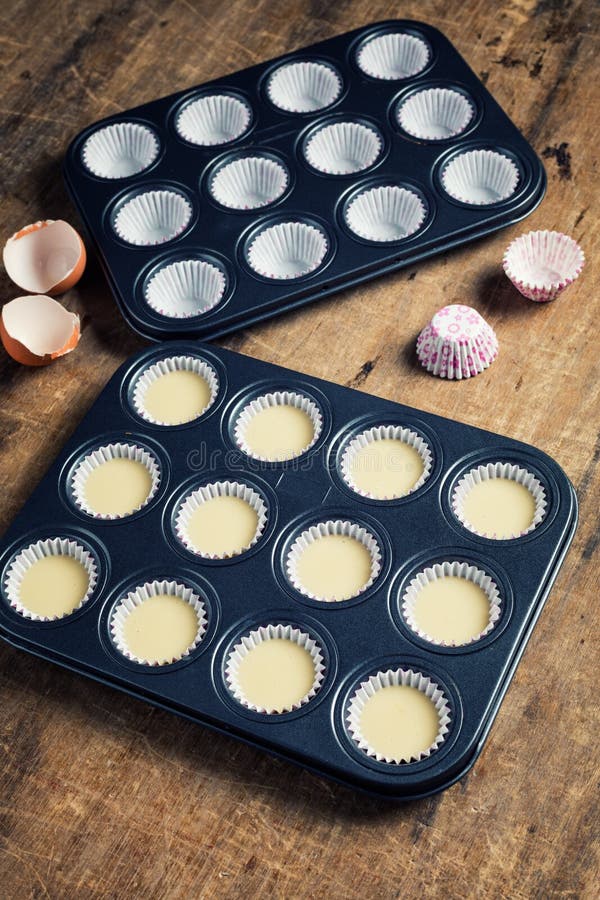Cupcake Butter in Metal Tray, Ready To Be Bake Stock Image - Image of ...