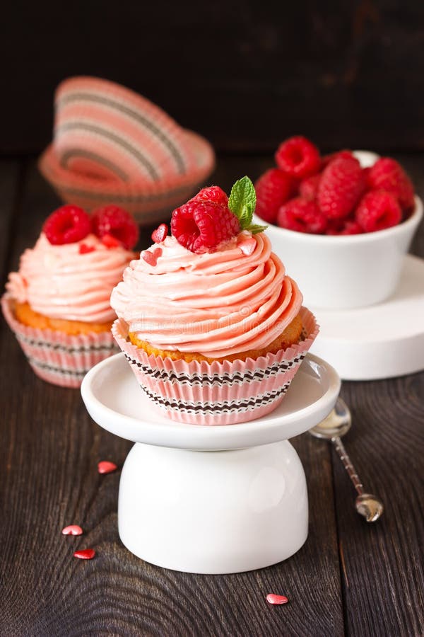 Cupcake. stock image. Image of baked, cake, raspberry - 39444771