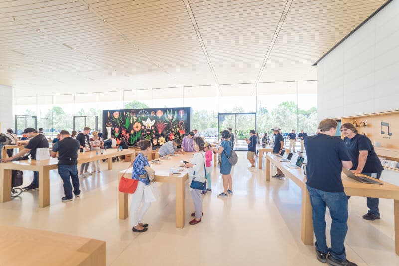 Apple Merchandise Retail Store at Apple Park Visitor Center Editorial ...