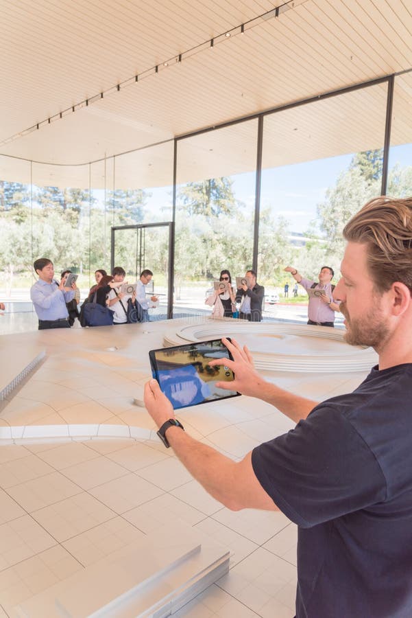 IPad and Augmented Reality Exhibition at Apple Park Visitor Cent ...