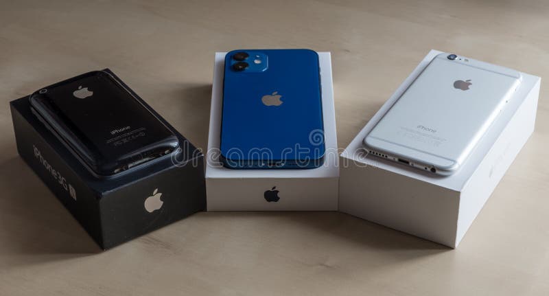 CUPERTINO, UNITED STATES - Nov 26, 2020: the Evolution of Apple IPhone ...