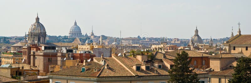 Cupole di Roma immagine stock. Immagine di facciata, italia - 24330361