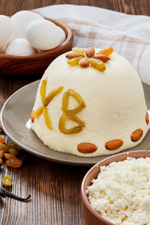 Curd easter pie stock image. Image of dinner, serving - 22265433