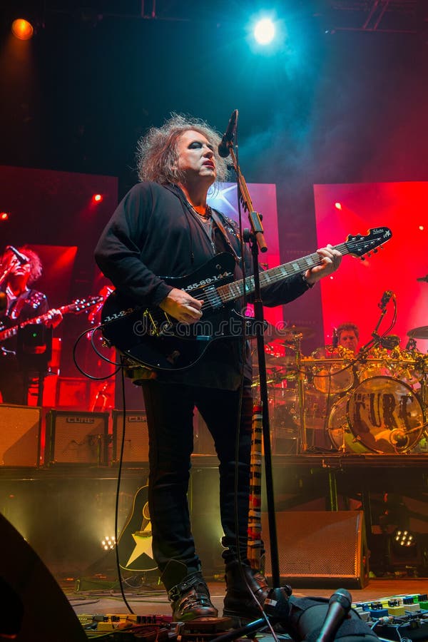 The Cure editorial stock photo. Image of celebrity, performing - 79288023