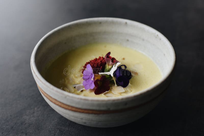 Fine Dining Stock Photos - Download 53,696 Royalty Free Photos