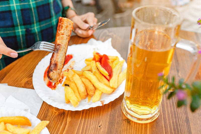 Curry Wurst stockbild. Bild von wurst, curry - 71014351
