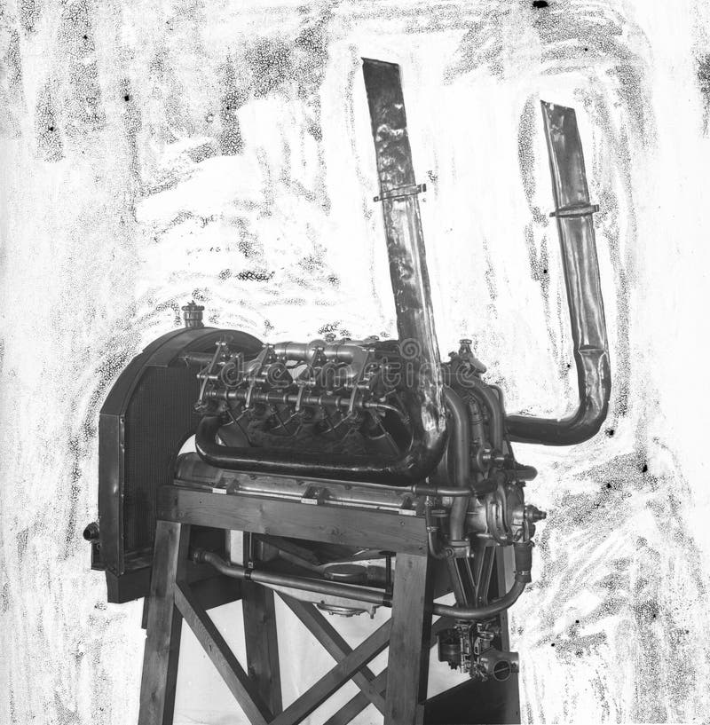 Curtiss OX-5 V8 Engine Picture. Image: 221411592