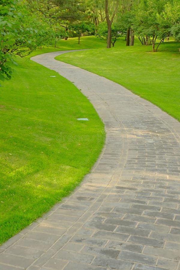 A Curve Pathway through Lawn Stock Photo - Image of meadows, lawns ...