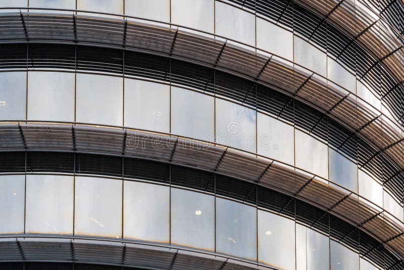 467 Curved Exterior Windows Office Building Stock Photos - Free ...