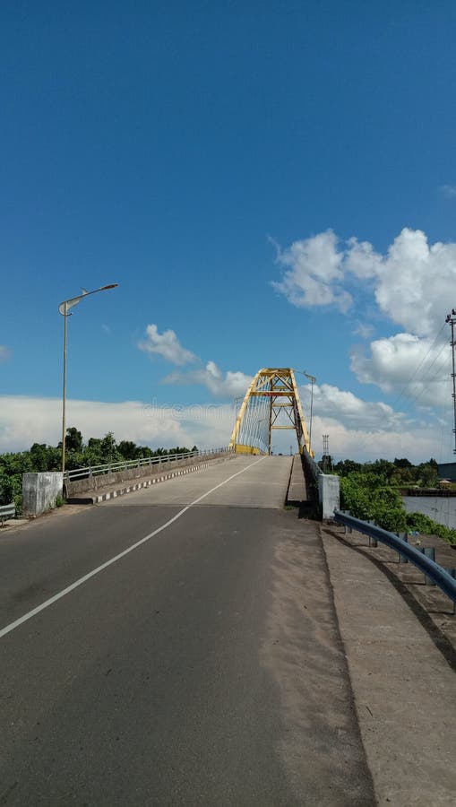 Curved Long Suspension Bridge Stock Image - Image of long, curved ...