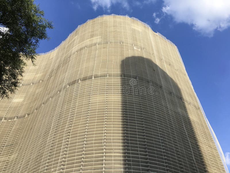 Curved Modern Building with Architectural Mesh Facade – Brazil Stock ...