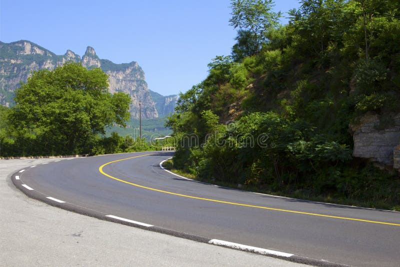 Curved road stock image. Image of highway, lone, move - 36709097