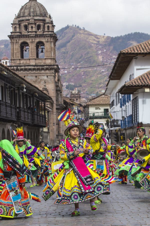 CUSCO - PERU - JUNE 06, 2016 : Peruvian Dancers at the Parade in ...