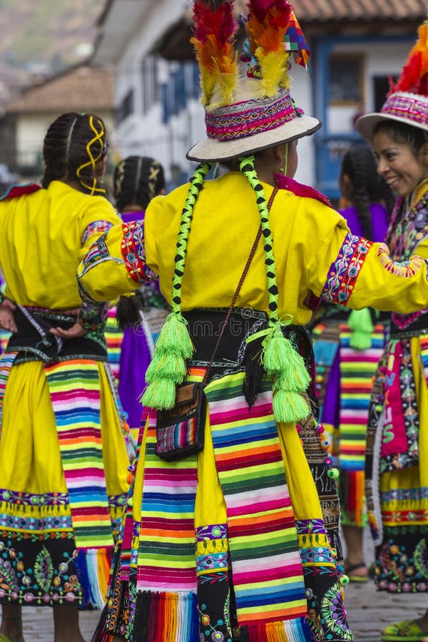 CUSCO - PERU - JUNE 06, 2016 : Peruvian Dancers at the Parade in ...