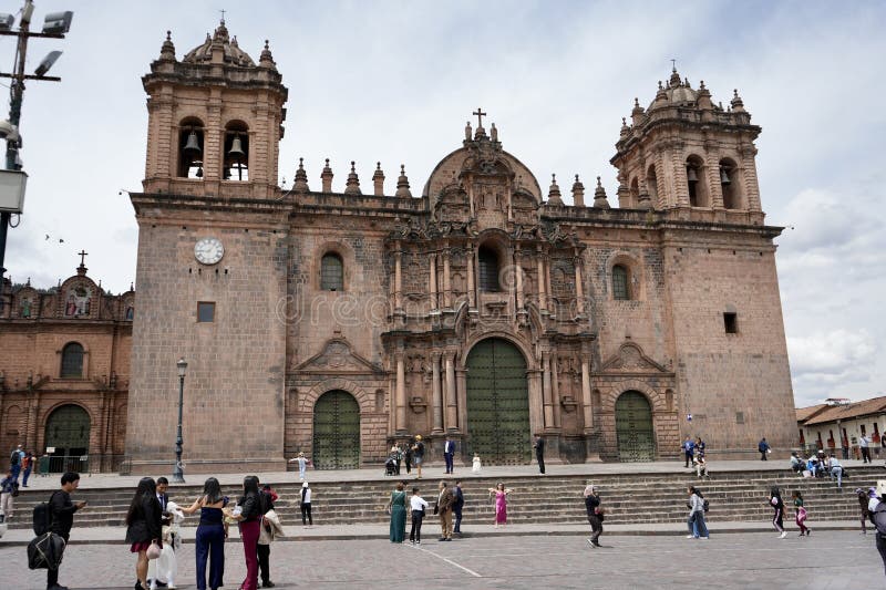 Cusco Cathedral in Plaza Mayor De Cusco (Cusco Main Square). Cusco ...