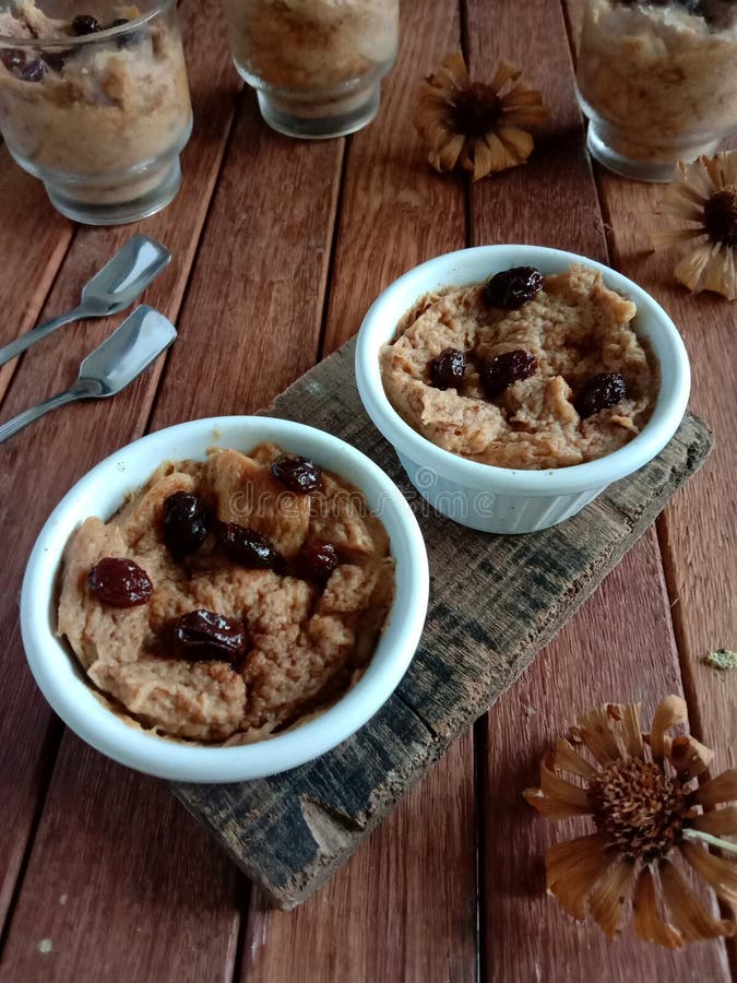 Custard Steamed Sugar Palm Bread Stock Photo - Image of sugar, bread ...