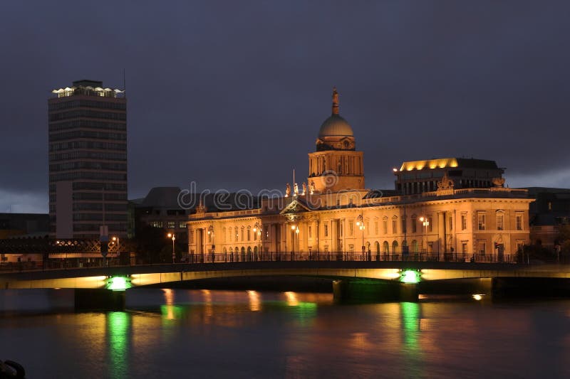 Custom House stock image. Image of river, building, history - 2500537