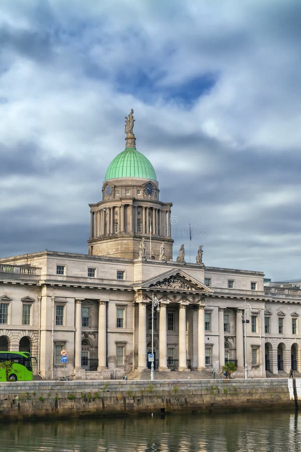 Custom House, Dublin, Ireland Editorial Photography - Image of ...