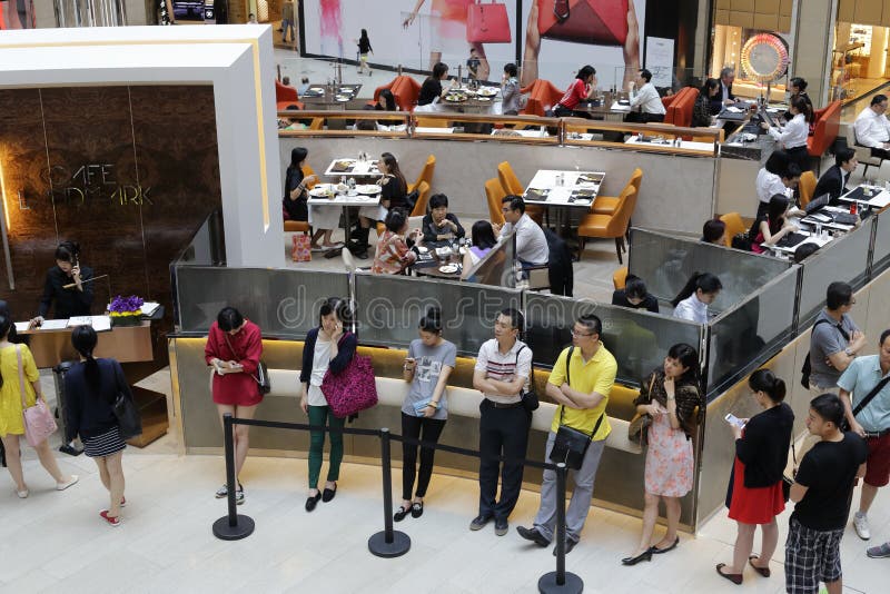 119 Crowded Line Customers Stock Photos - Free & Royalty-Free Stock ...