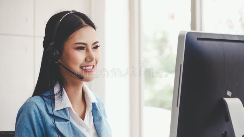 4,110 Happy Customer Desktop Computer Stock Photos - Free & Royalty ...