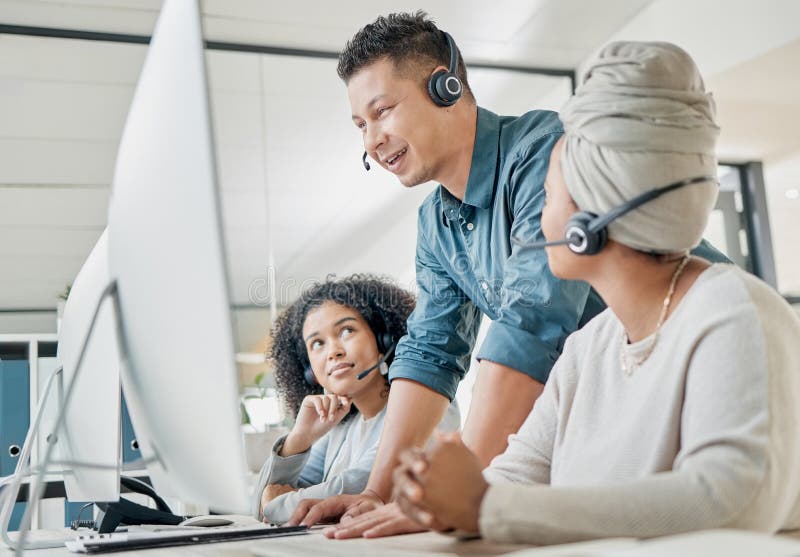 Customer Support Communication, Computer or Call Center Manager Working ... Customer Support Communication, Computer or Call Center Manager Working ...