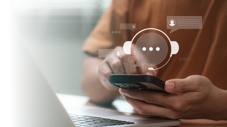 Customer Support and Live Chat Assistance, Online Messaging and Help ...