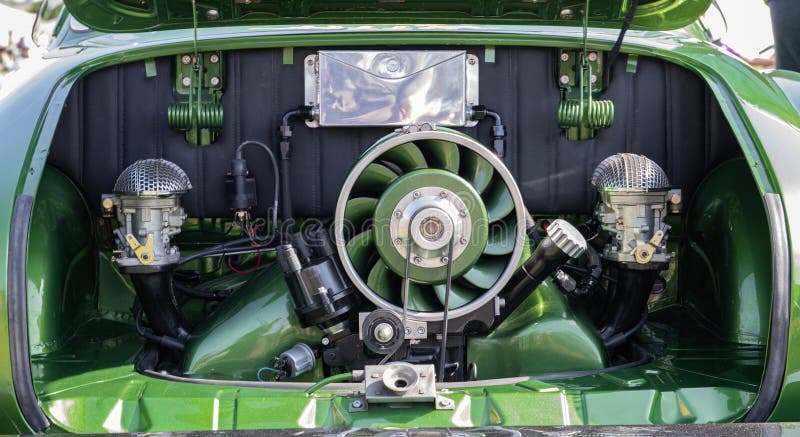 Customised engine editorial photography. Image of people - 279524722