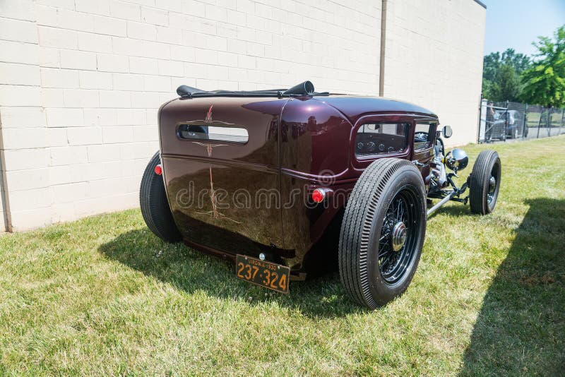 Customized Classic Lowrider Hot Rod Roadster with Exposed Engine, Big ...