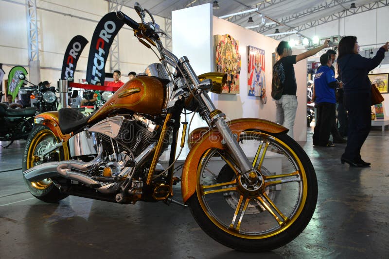 Customized Orange Harley Davidson Motorcycle at 2nd Ride Ph in Pasig ...