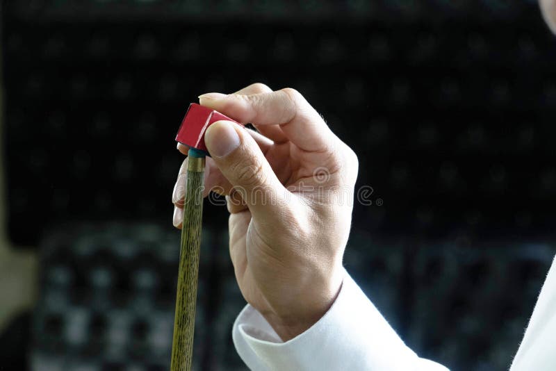 Customizing the Head of the Snooker Cue To Compete and Adding To the ...