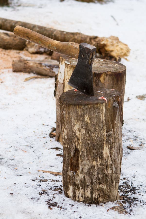 Cut log fire wood and axe stock image. Image of heavy - 90136863