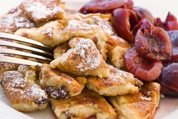 Cut up pane cake stock photo. Image of icing, confection - 18608362