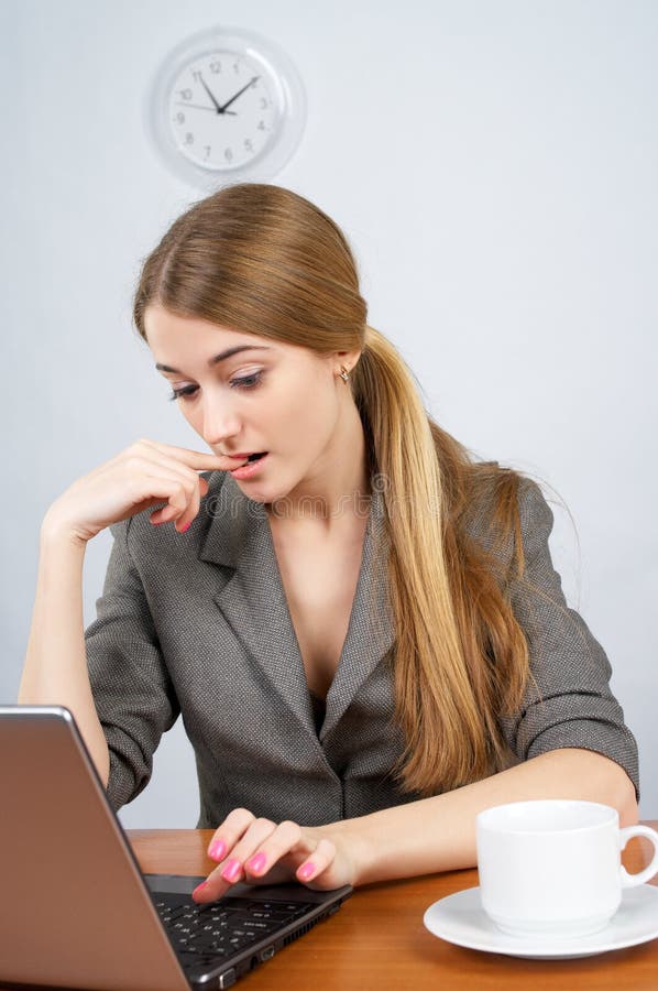 Cute Businesswoman Working in Park Stock Image - Image of businesswoman ...