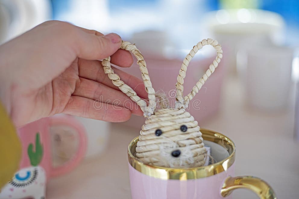 Cute Easter Bunny Made of Thick Natural Thread in a Cup. Stock Photo - Image of natural, festive ...