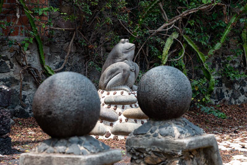 Cute Frog Statue in the Park Stock Image - Image of statue, monument ...