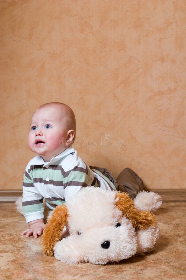 10+ Creeping little boy Free Stock Photos - StockFreeImages
