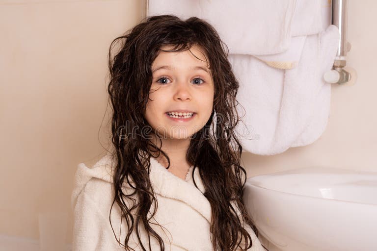 Cute Little Girl Taking Bubble Bath Stock Photos - Free & Royalty-Free ... Cute Little Girl Taking Bubble Bath Stock Photos - Free & Royalty-Free ...