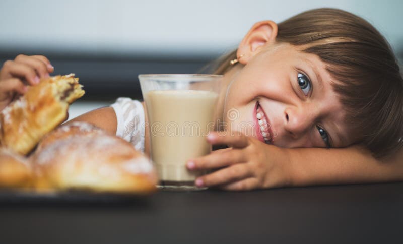 Breakfast stock image. Image of healthy, breakfast, happy - 118273151