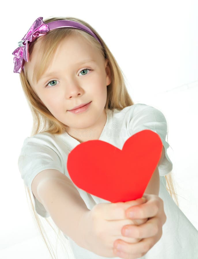 160+ Cute little girl red heart Free Stock Photos - StockFreeImages