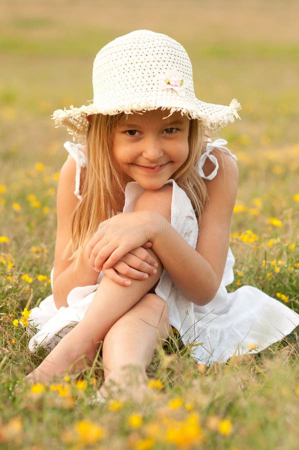 98,937 Cute Innocent Girl Stock Photos - Free & Royalty-Free Stock ...