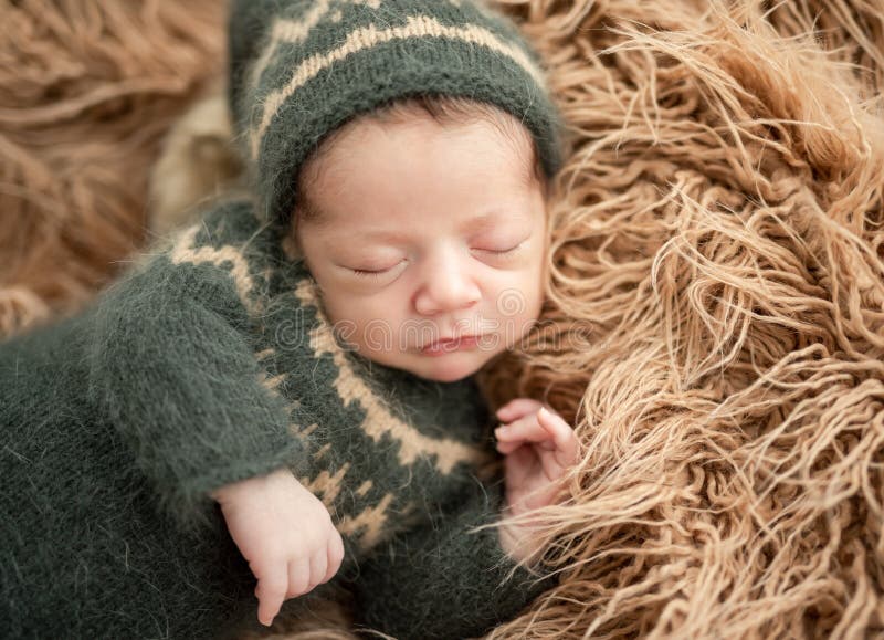 Cute newborn resting stock image. Image of dream, baby - 174037057