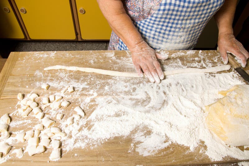 Cutting the pasta stock photo. Image of home, acqua, pasta - 15486612
