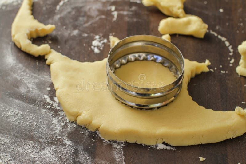 Cutting Round Shapes from the Dough Stock Image - Image of cake, hands ...