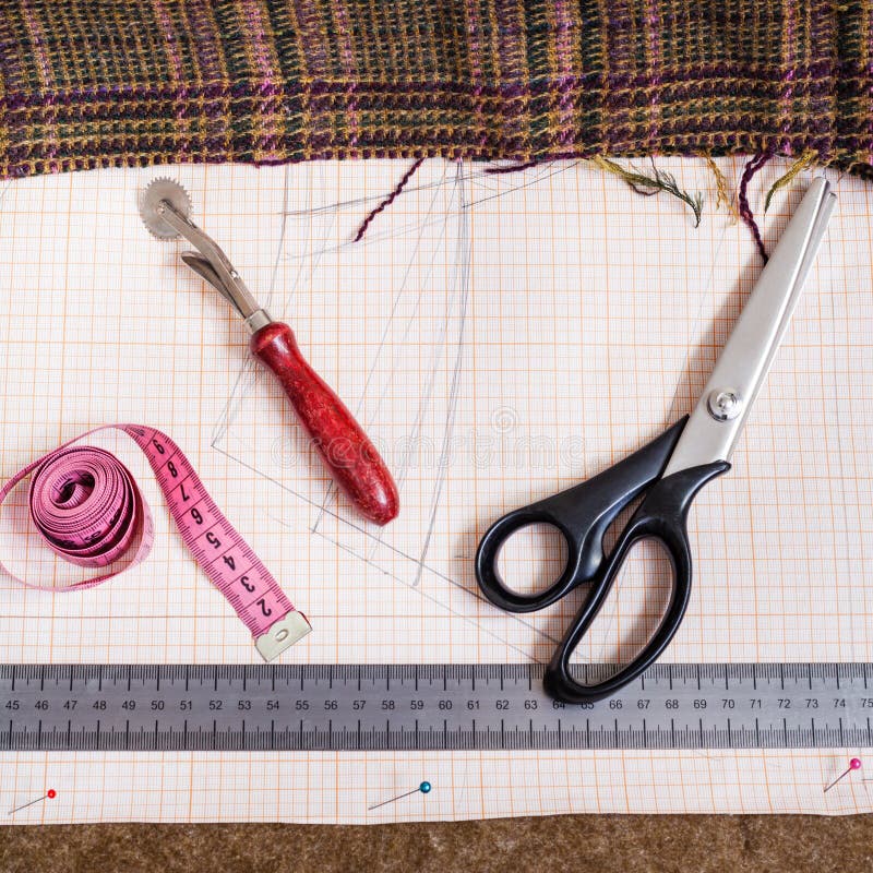 Cutting Table with Fabric, Pattern, Tailoring Tool Stock Image - Image ...