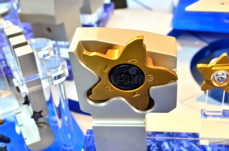 Cutting Tool for High-speed Turning on Steel Machining Applications ...