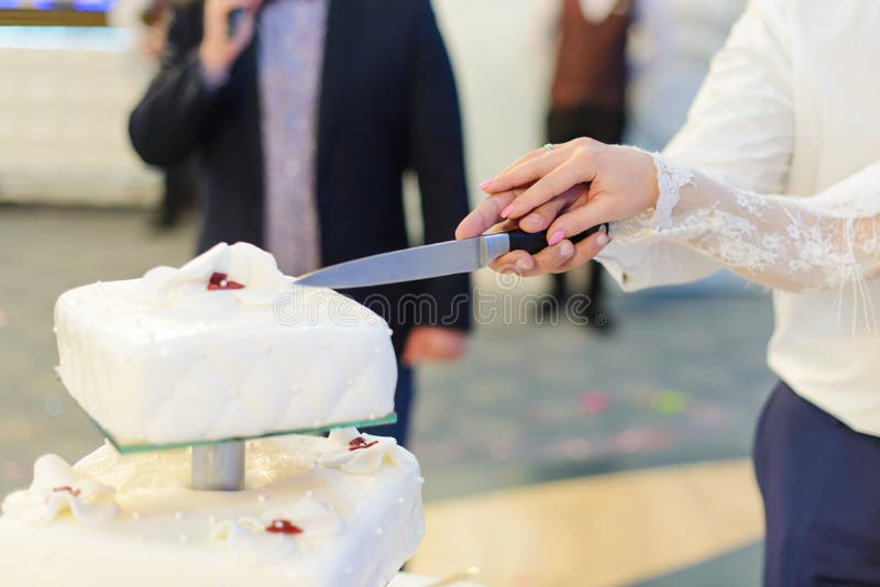 Cutting Wedding Cake Together Stock Photo - Image of male, love: 35697312