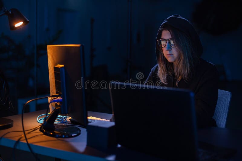 Gingerbread Hacker Mask | The Cake Boutique