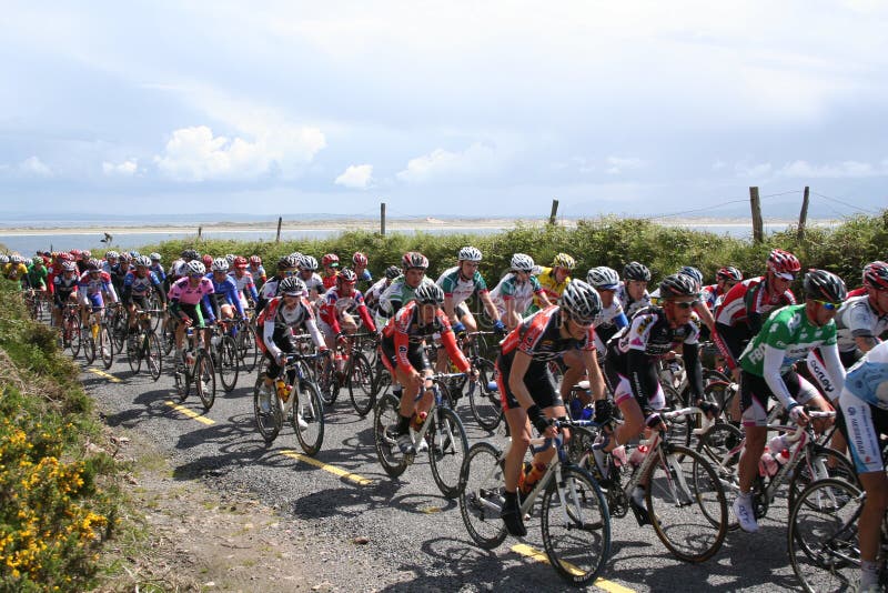 Cycle Race Finish editorial photography. Image of cortina - 62587607