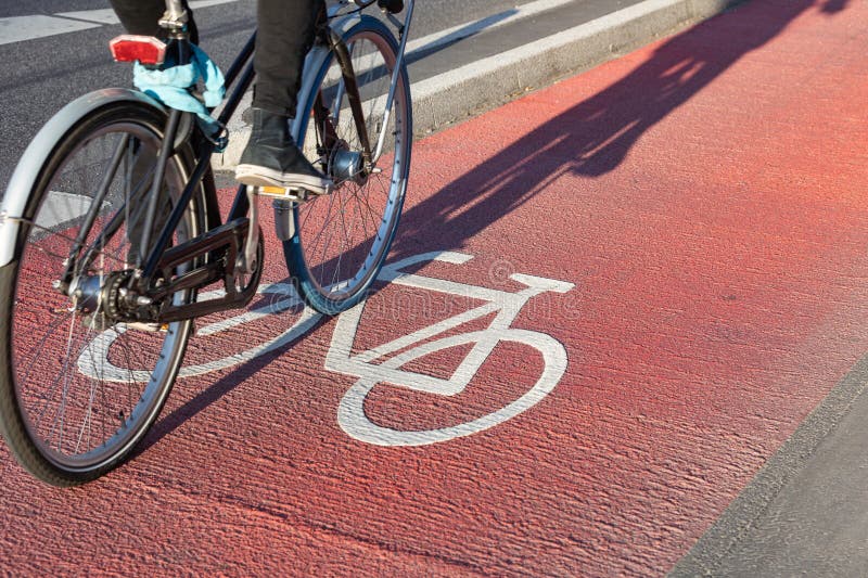 Cycle_symbol stock image. Image of icon, curb, rider - 352168887