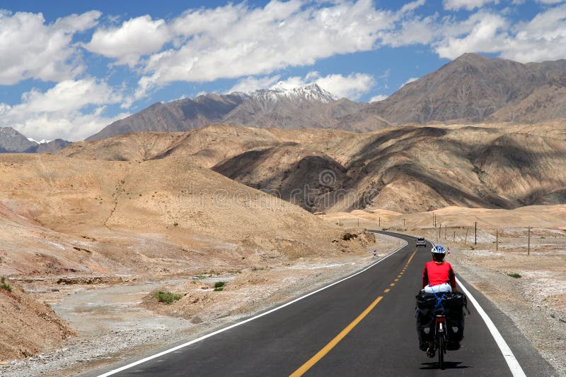 Karakorum Highway stock image. Image of asia, dangerous - 11076503